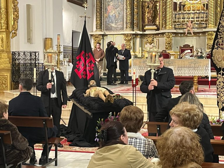 La Hermandad de los Negros de Valverde presenta 'El Cerrojazo' y ...